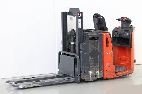 Groupe Premium – Distributeur de biens d'équipement et de fournitures ...